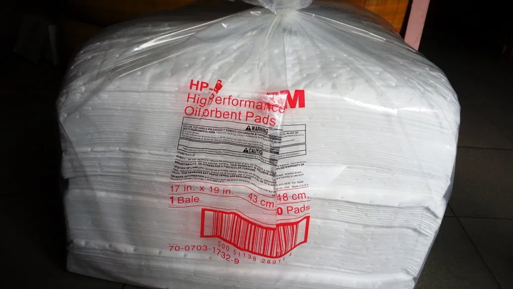 3M OIL ABSORBENT PADS 100-SHEETS – HEAVY DUTY