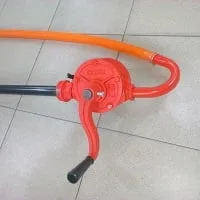 HAND ROTARY OIL PUMP