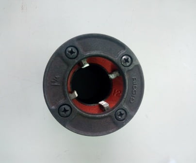 RIDGID 37405 12-R 1-1/4″NPT HAND THREADER DIE HEAD – Toolz.ng