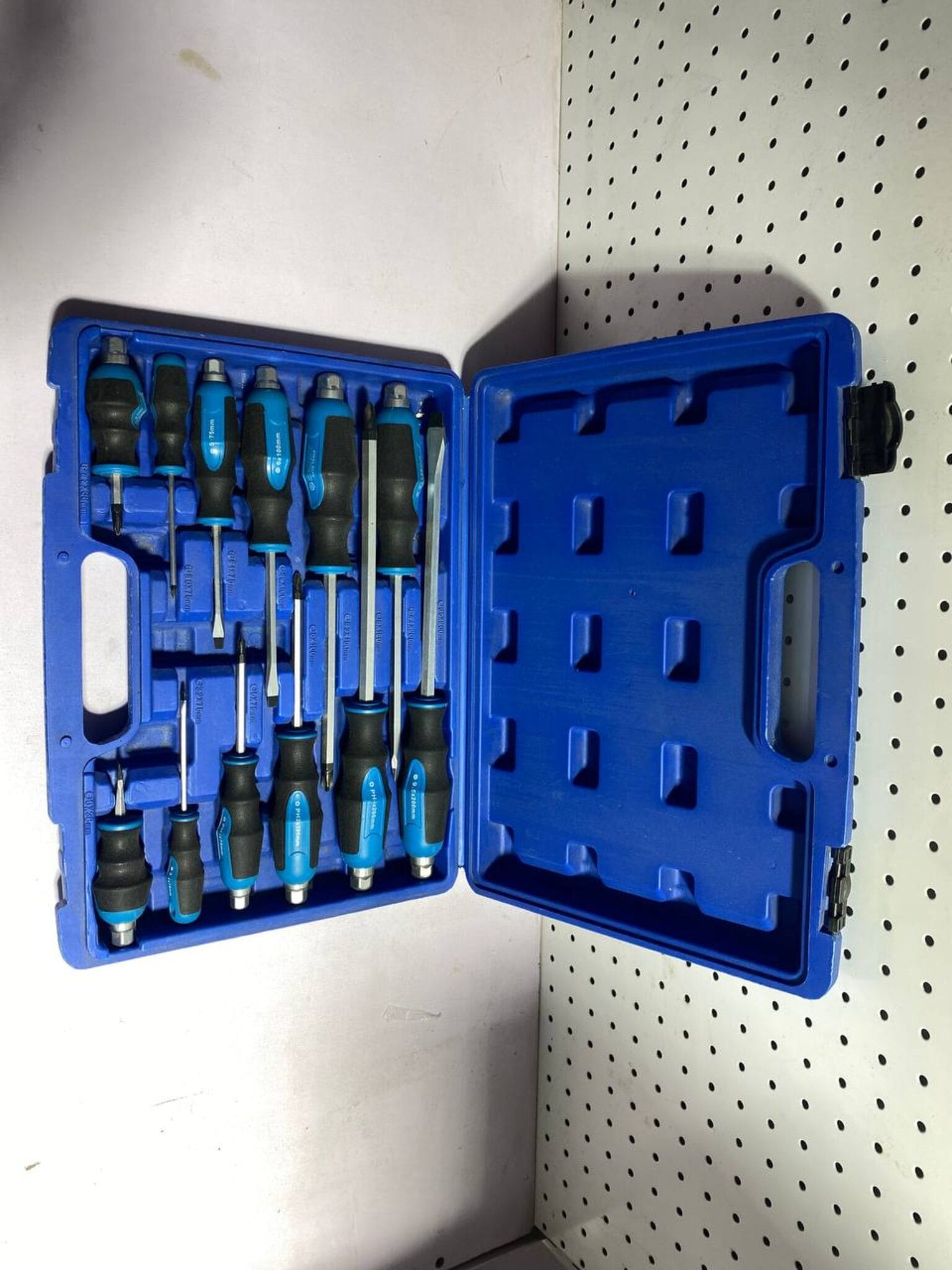 SRUNV 12PCS Mechanical Screwdriver Set D5-A14012