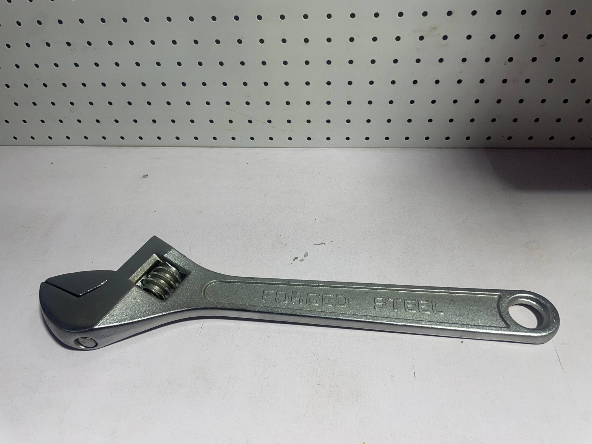 18-Inch Forged Steel Adjustable Wrench