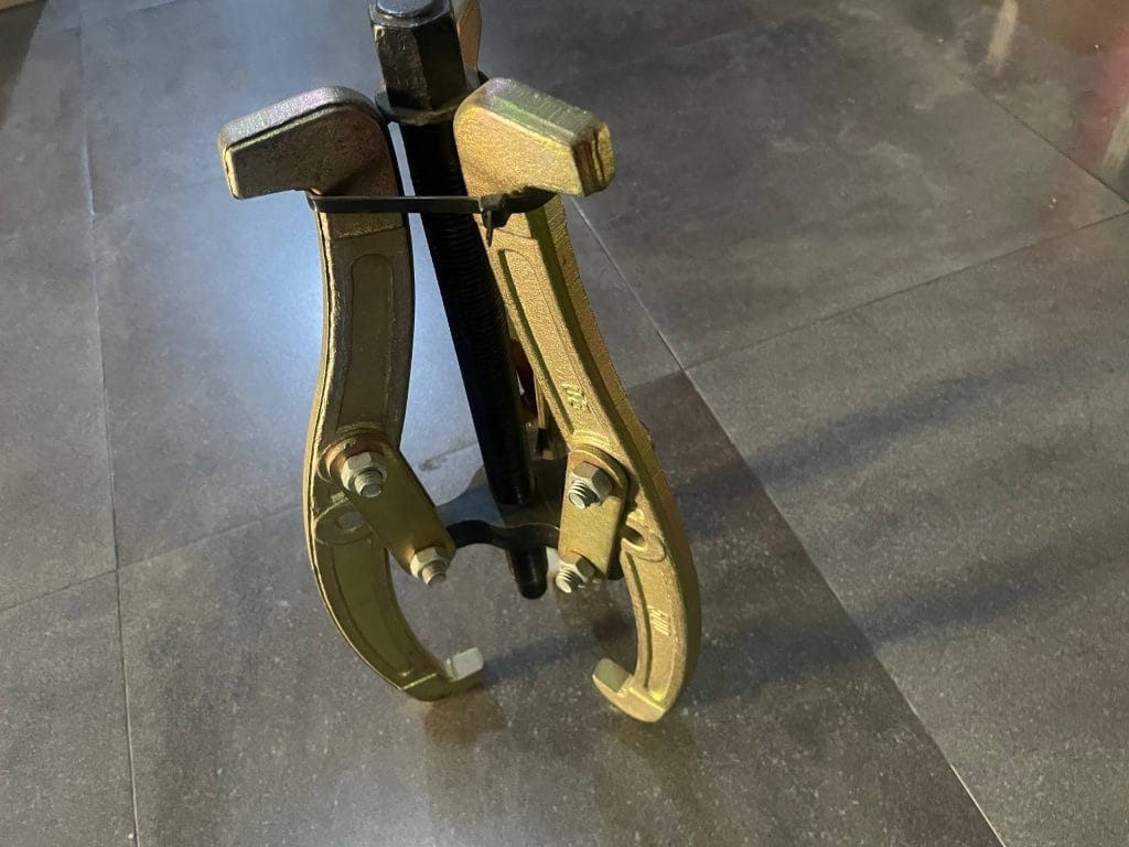 20" 3 Arm Jaw Puller For Industrial Bearing Removal