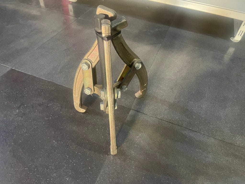 12" 3 Arm Jaw Puller For Gear & Bearing Removal