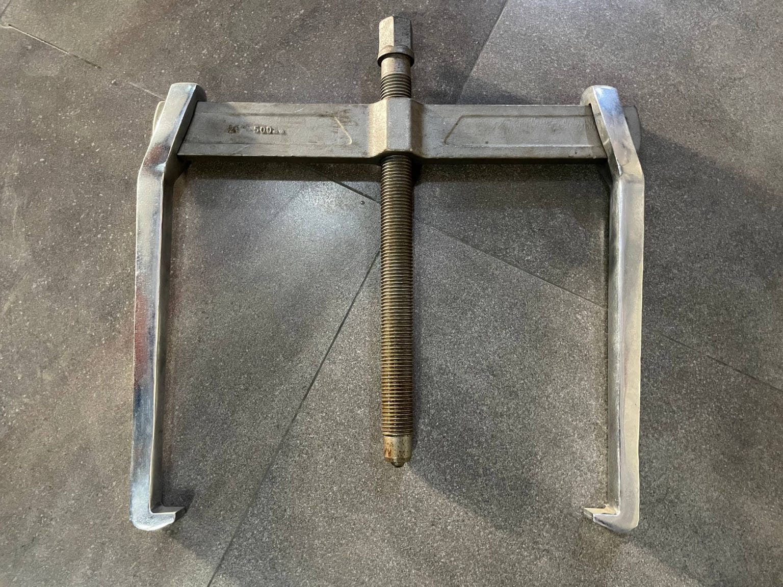 20"/500mm 2 Arm Jaw Puller | Toolz.Ng